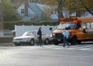 Ryan MS Parents Ask Police For Crossing Guard At Utopia Pkwy ...