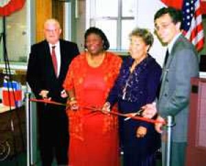 Queens Library Targets Teens With Laurelton Cyber Center | | qchron.com