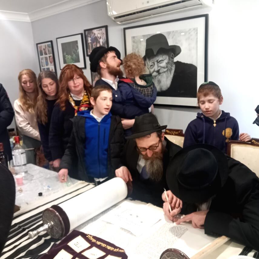 Chaya’s Torah comes home to Queens | | qchron.com