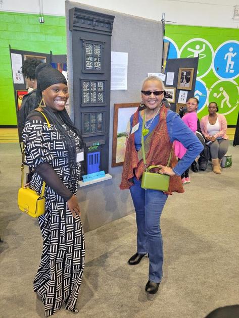 ‘Colors’ exhibit back | | qchron.com