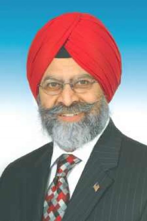 Candidate Singh believes in the power of giving | | qchron.com