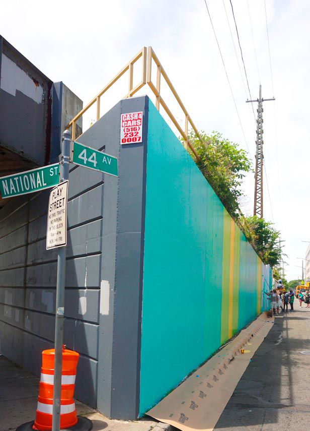 Beautification on LIRR wall in Corona | | qchron.com