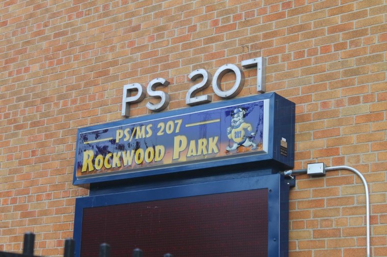PS 207 damage concerns Howard Beach parents | | qchron.com
