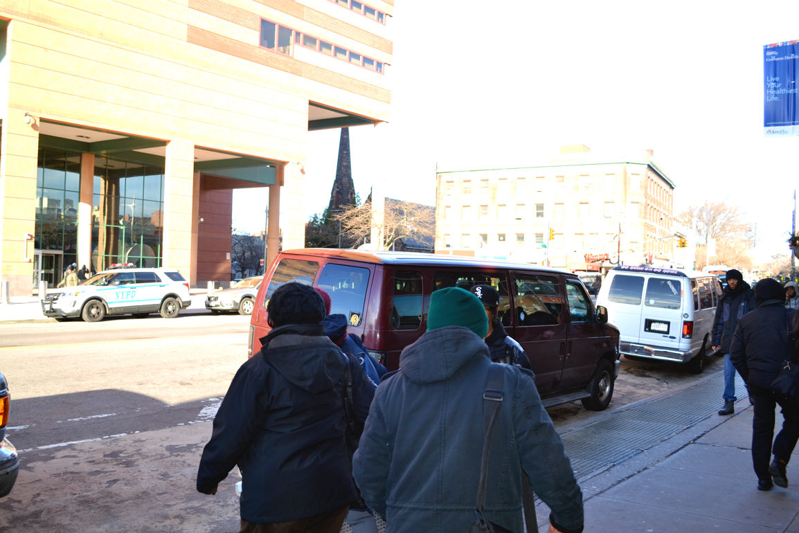 New ‘dollar van’ regs strike balance: Miller | | qchron.com