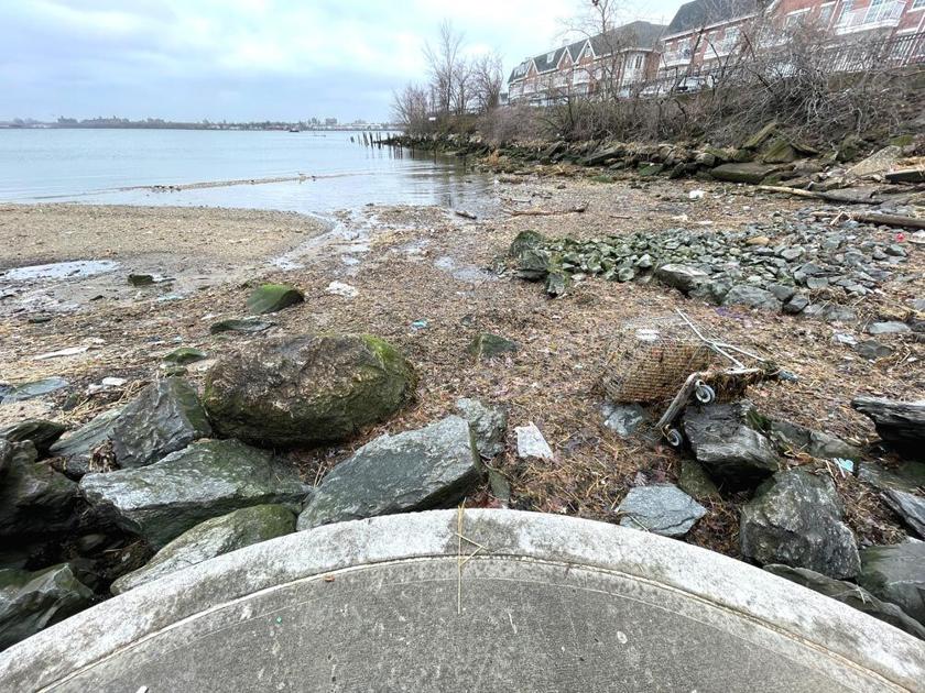 CB 7 OKs seawall project, new school | | qchron.com