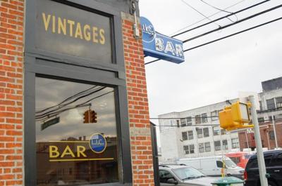 The Who lends helping hand to LIC Bar | | qchron.com