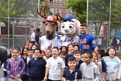 Fire safety lessons at PS 19 in Corona | | qchron.com