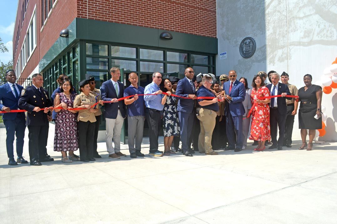 Cardozo HS annex opens for new year | | qchron.com