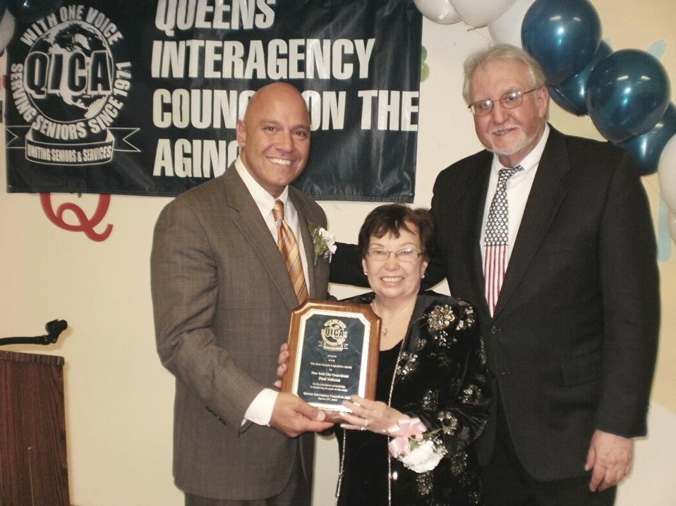 QICA celebrates | | qchron.com