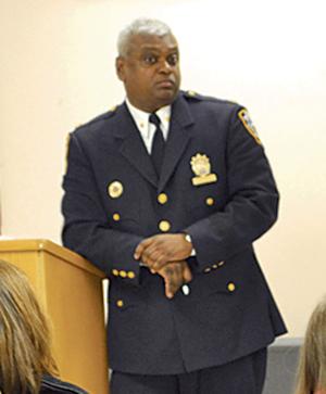 102 Pct. is No. 1 in crime reduction ... | | qchron.com