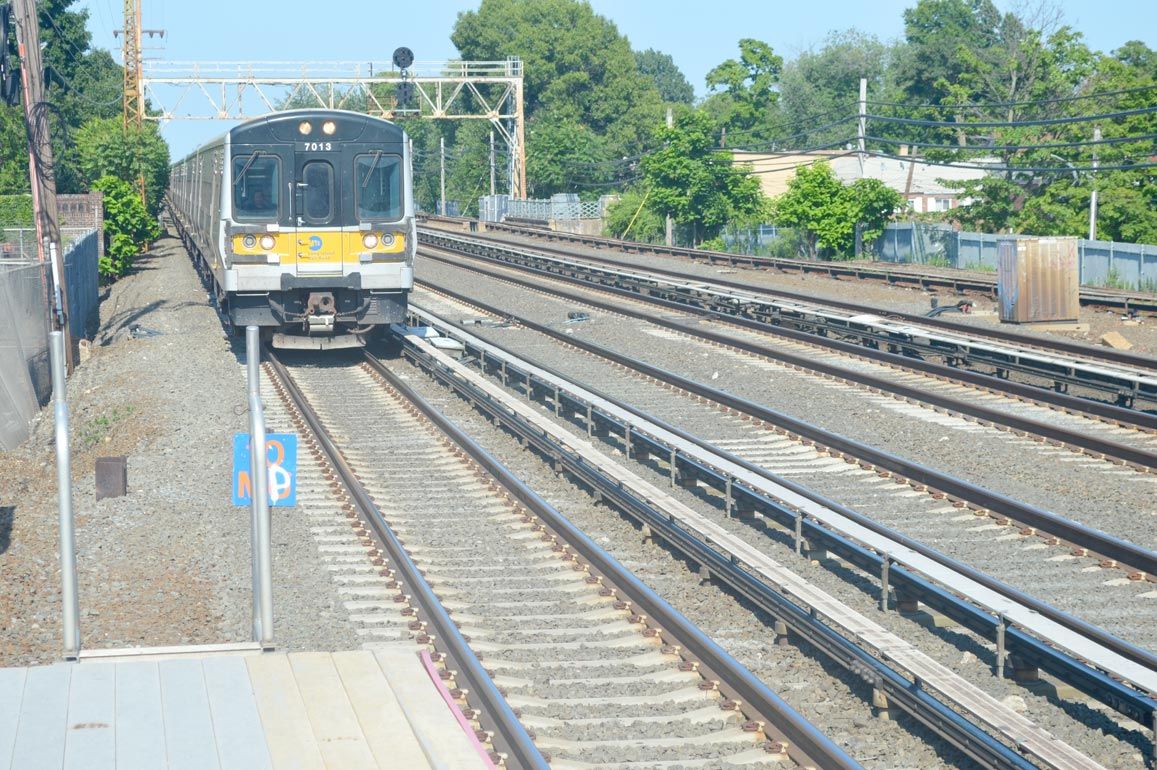 Two killed near LIRR platform in Hollis | | qchron.com