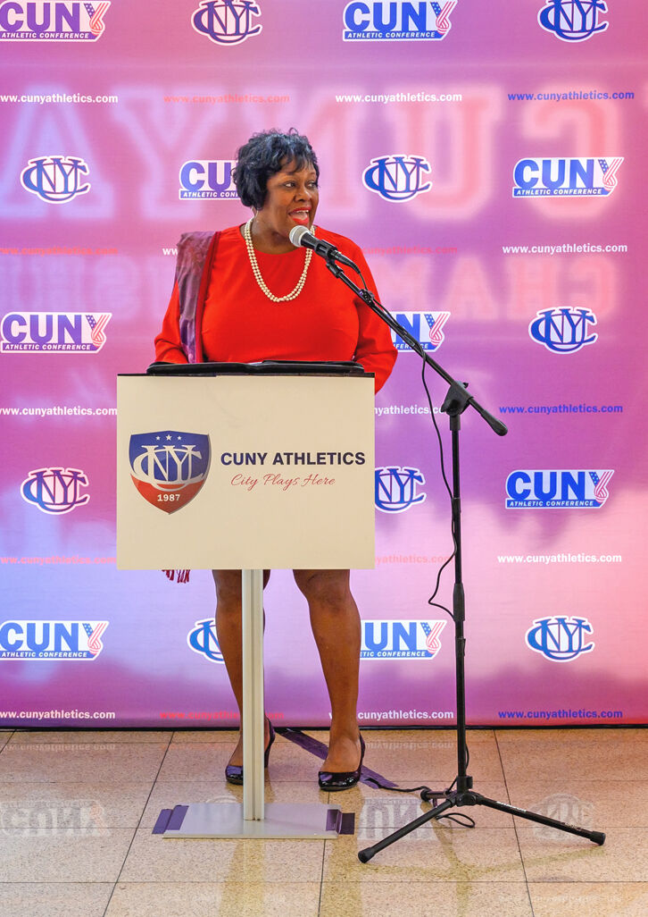 QCC crowned champs, CUNY hoopsters honored | | qchron.com