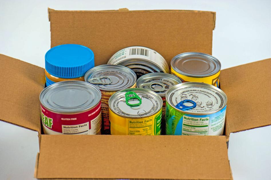 104th Precinct food drive | | qchron.com