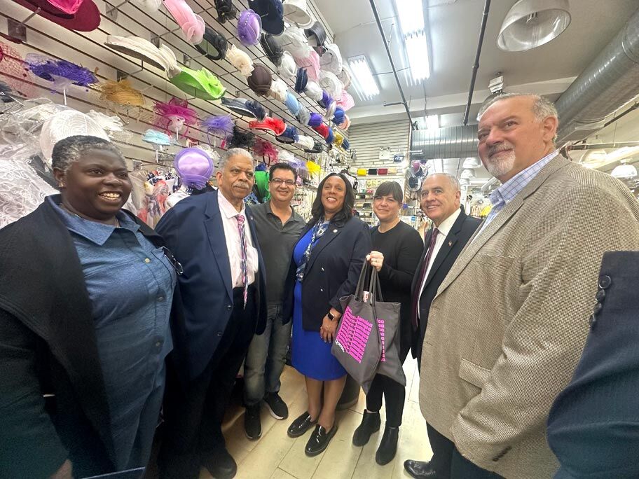 The fall of businesses in Downtown Jamaica | | qchron.com