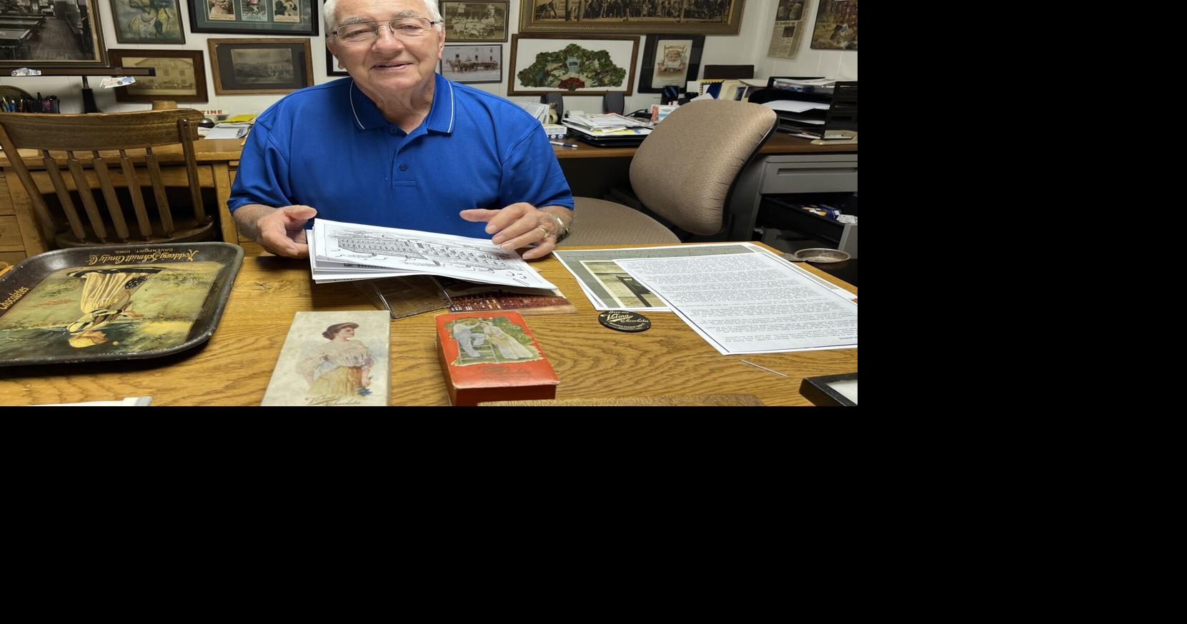 Antique show features candy company artifacts