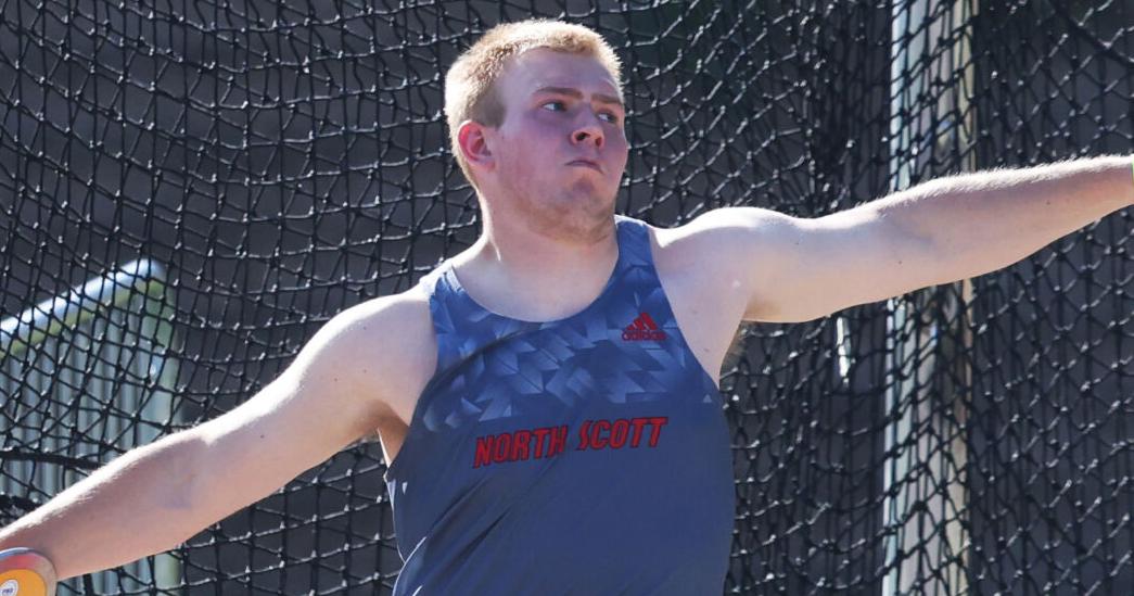 North Scott's McMillian wins 4A discus title