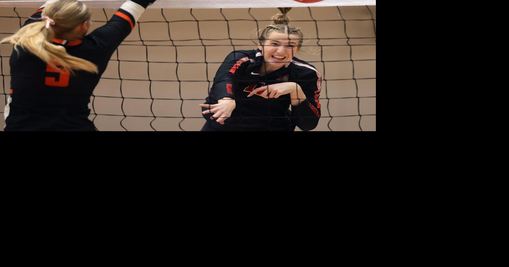 IOWA PREP VOLLEYBALL: Assumption, Bettendorf post tourney wins