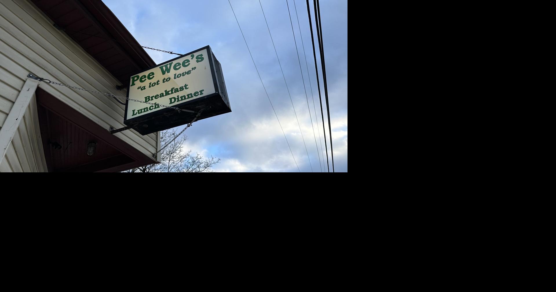 Pee Wee's serves up delicious smothered chicken