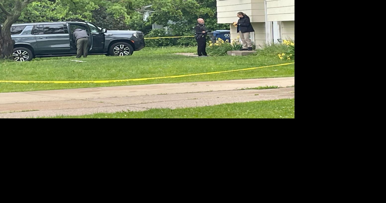 Two Bettendorf officers shot early Monday on Cypress Drive