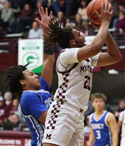Moline juniors carry Maroons to 42-41 upset win over Quincy