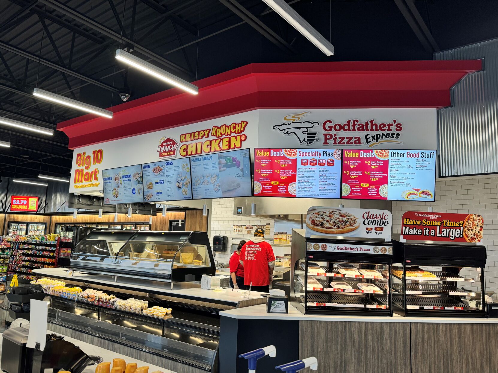 What Q-C bars, restaurants and food trucks opened in 2025?