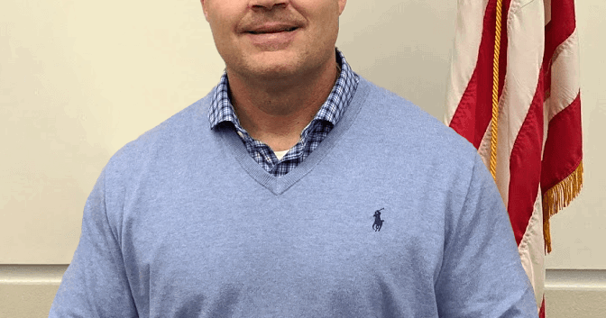 Moline detective Jon Leach recovering at home after being injured in ...