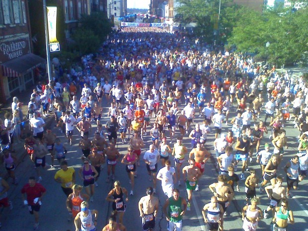 Keflezighi wins his second career Bix 7 title