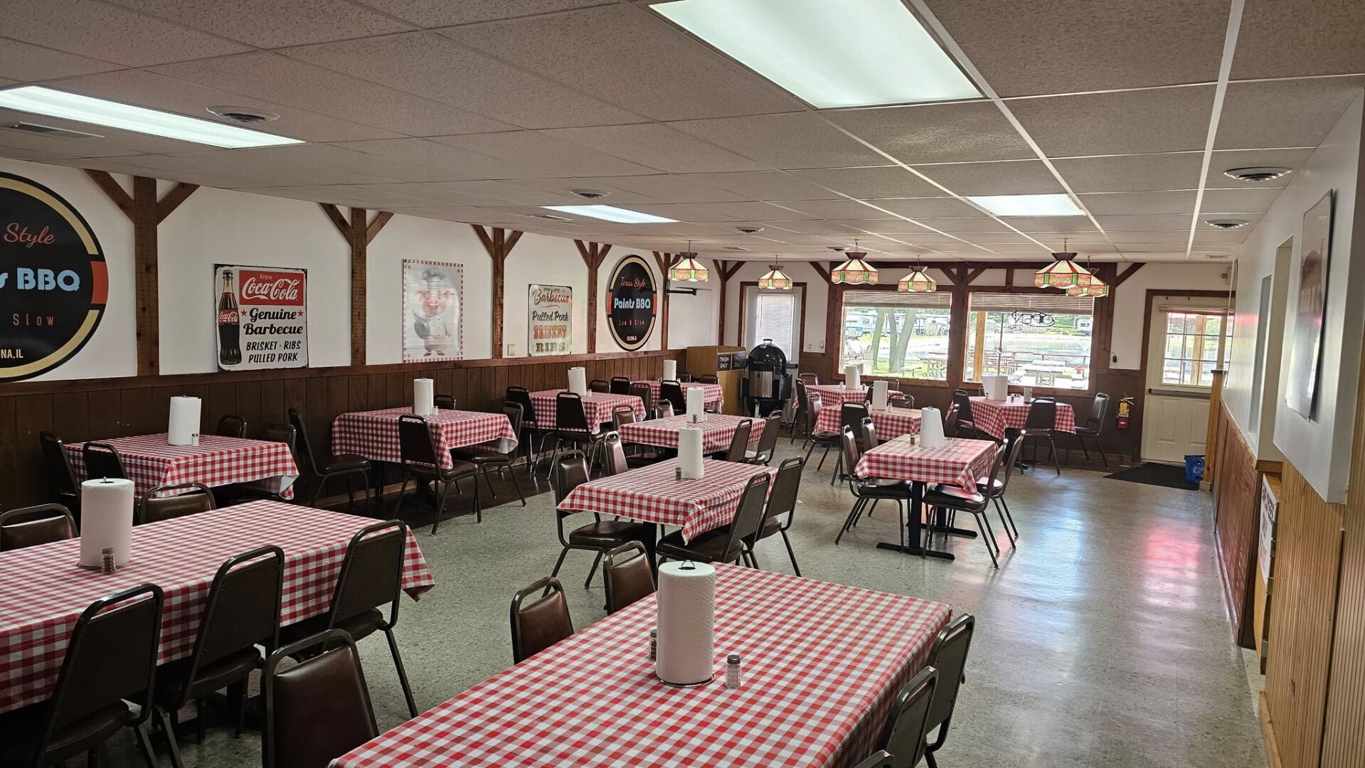 Colona gets a new BBQ restaurant and other Quad-Cities news