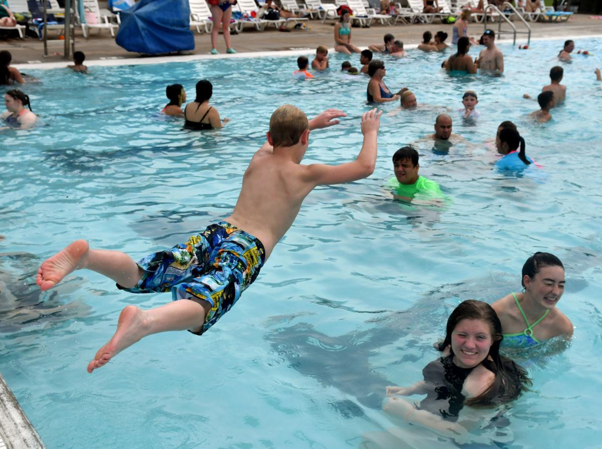 Photos: Keeping cool at Splash Landing
