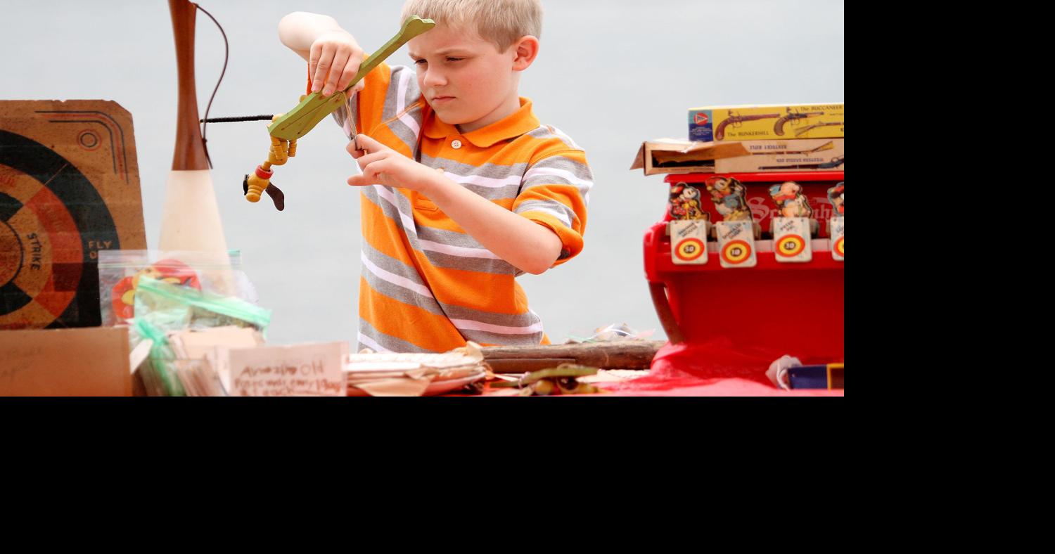 Kid Pickers event in LeClaire attracts fans from far and wide