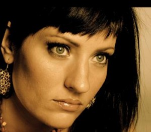 Keri Noble mixes cultural influences, musical genres