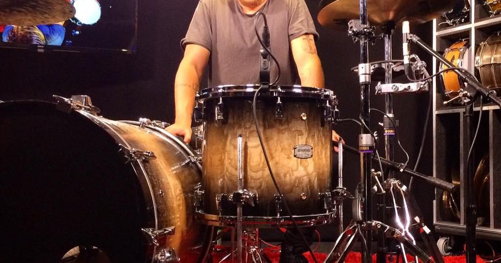 Underwood drummer offering advice in biz