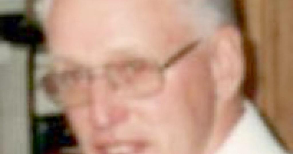 Kenneth Hughes