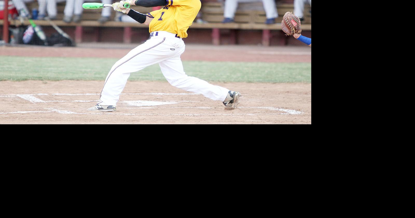 Late rally helps Central sweep Muskie baseball