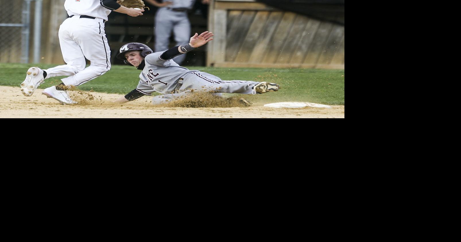 Photos: Moline at United Township Baseball