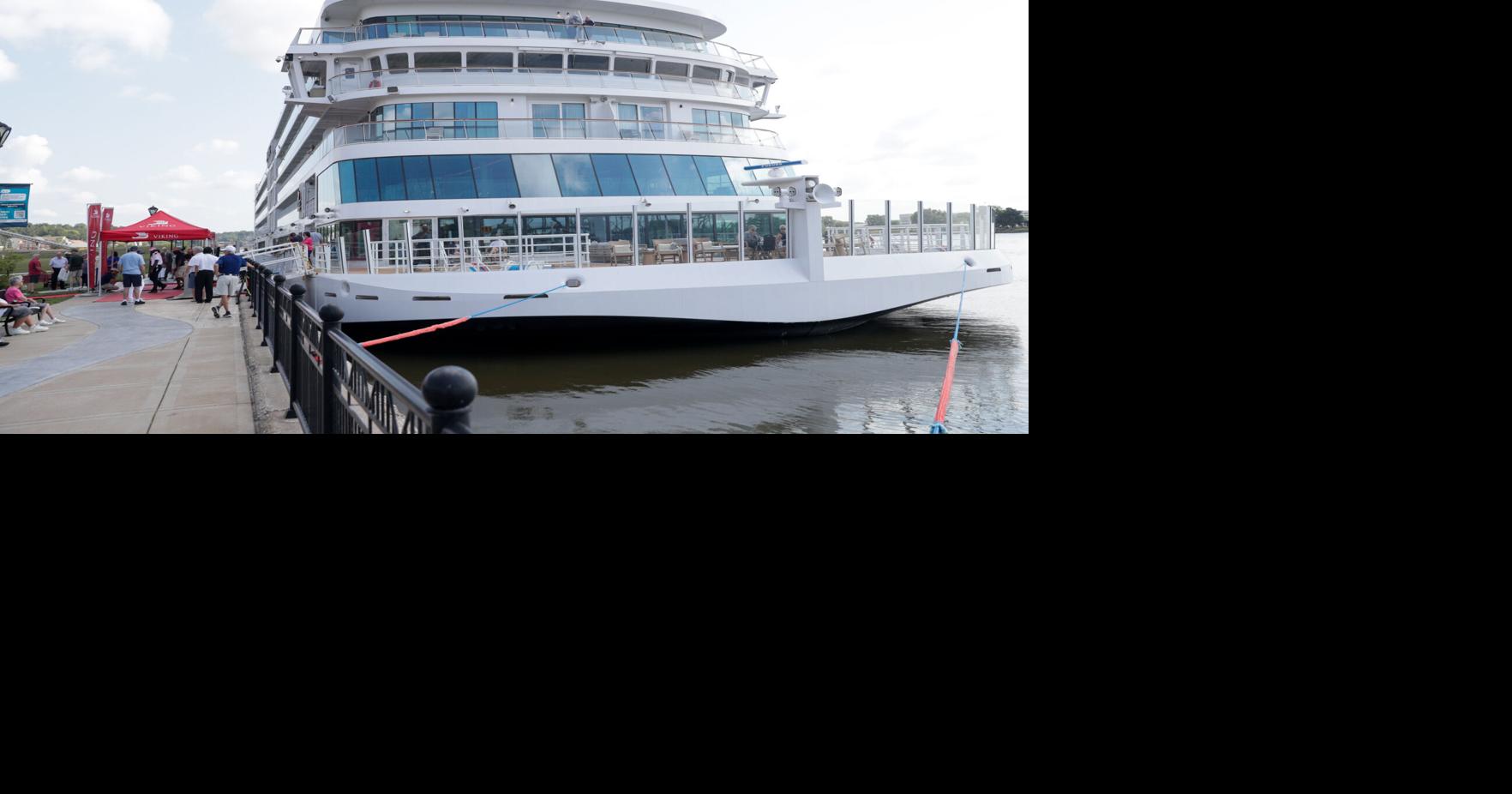 Big boats, big bucks: How the river cruise industry is pumping money ...