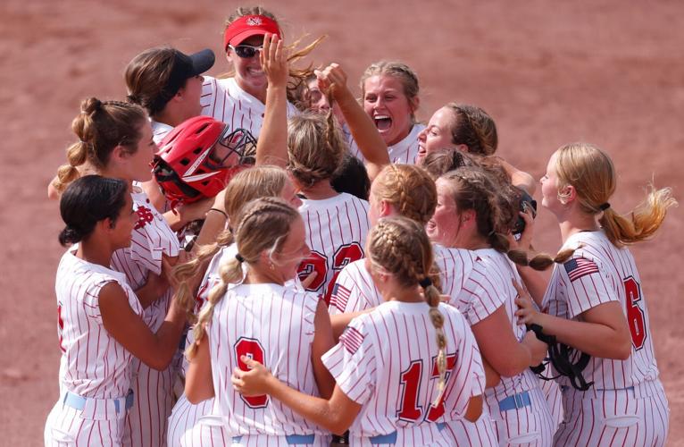 North Scott advances to Class 4A softball state title game