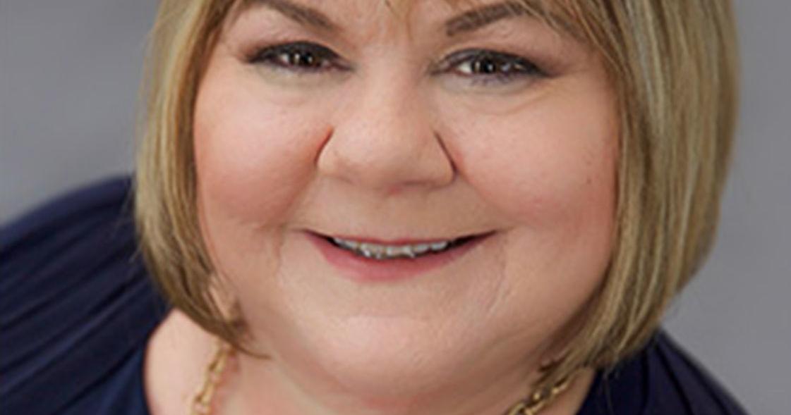 Former Lee executive Julie Bechtel to lead BH Media Group
