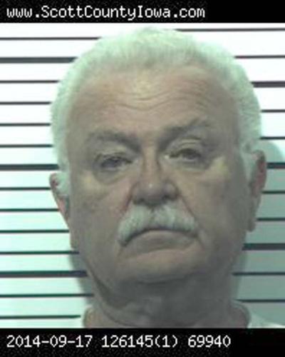 Bettendorf man accused in Internet child-solicitation case