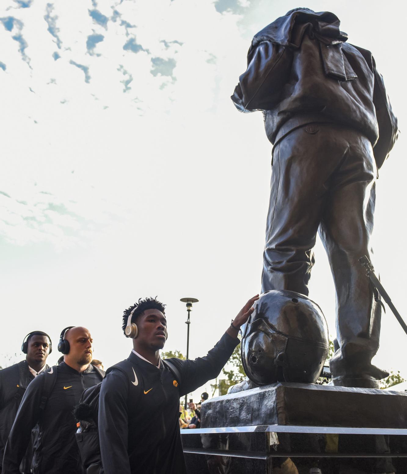 Photos: Hawkeye great Nile Kinnick on what would have been his 102nd ...
