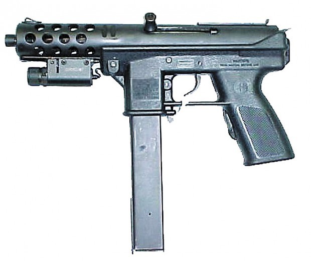 Quinn: Time to ban assault weapons in Illinois