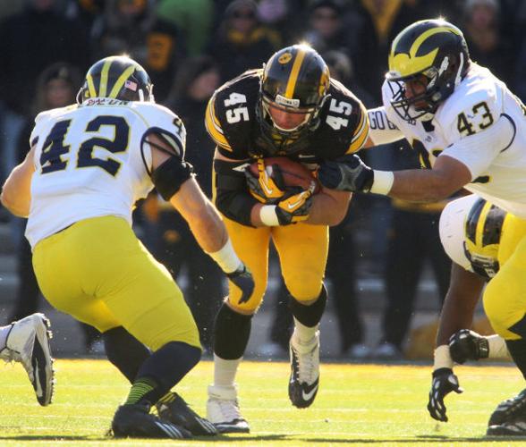 Hawkeyes seek right balance for Weisman