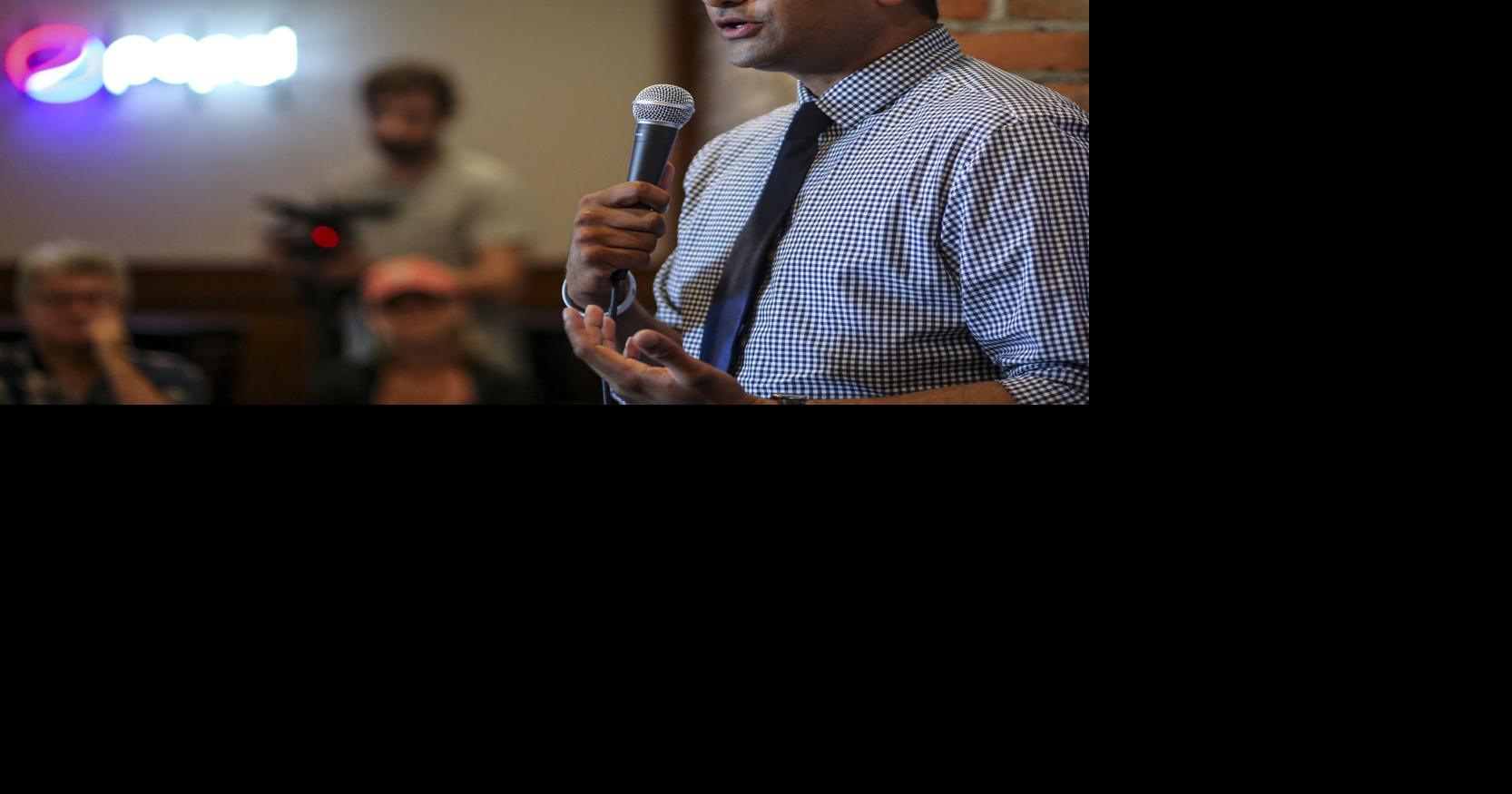 Pawar brings 'One Illinois' gubernatorial campaign to Rock Island