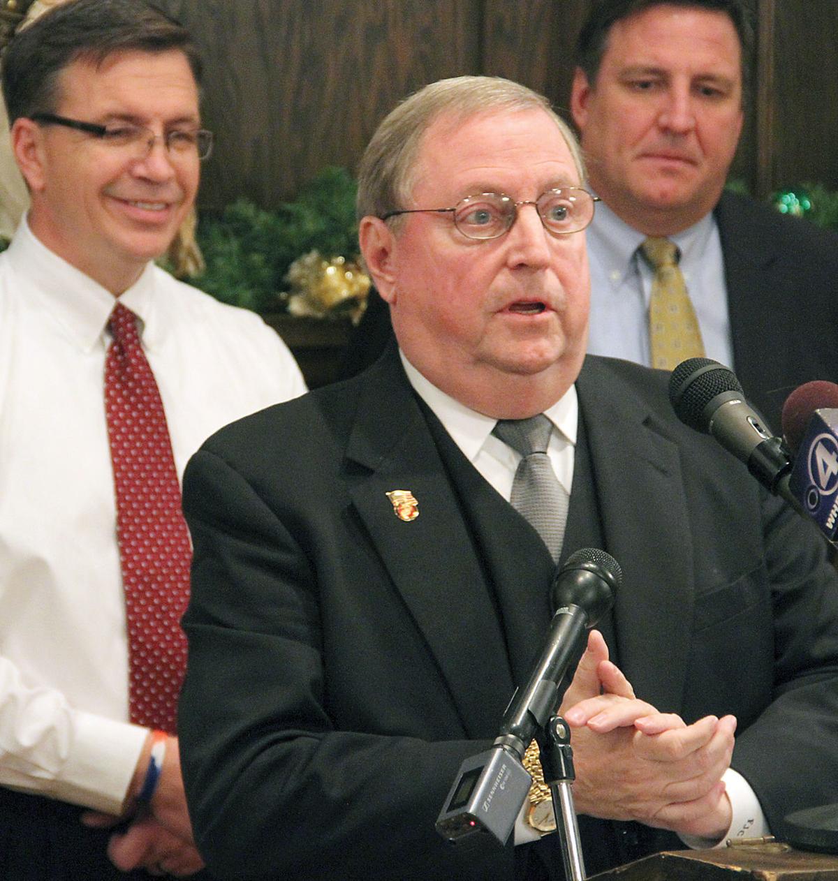 Rock Island attorney loses law license