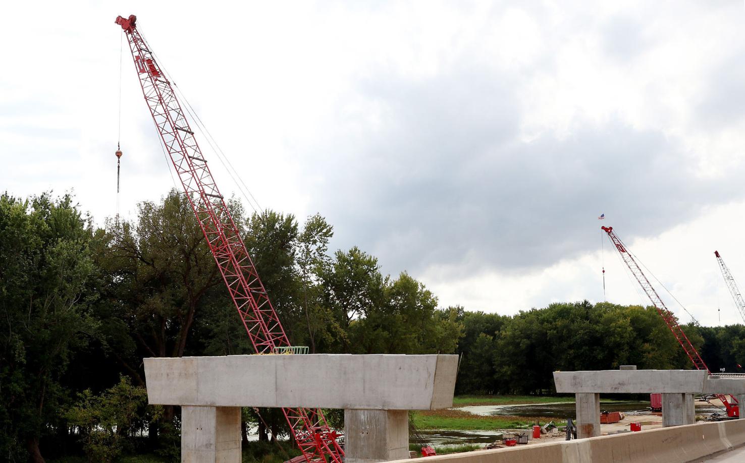 Historic Savanna-Sabula bridge photos
