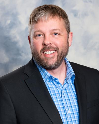 BIZ BYTES: Bettendorf native Jamie Harrison joins Hy-Vee Hall of Fame