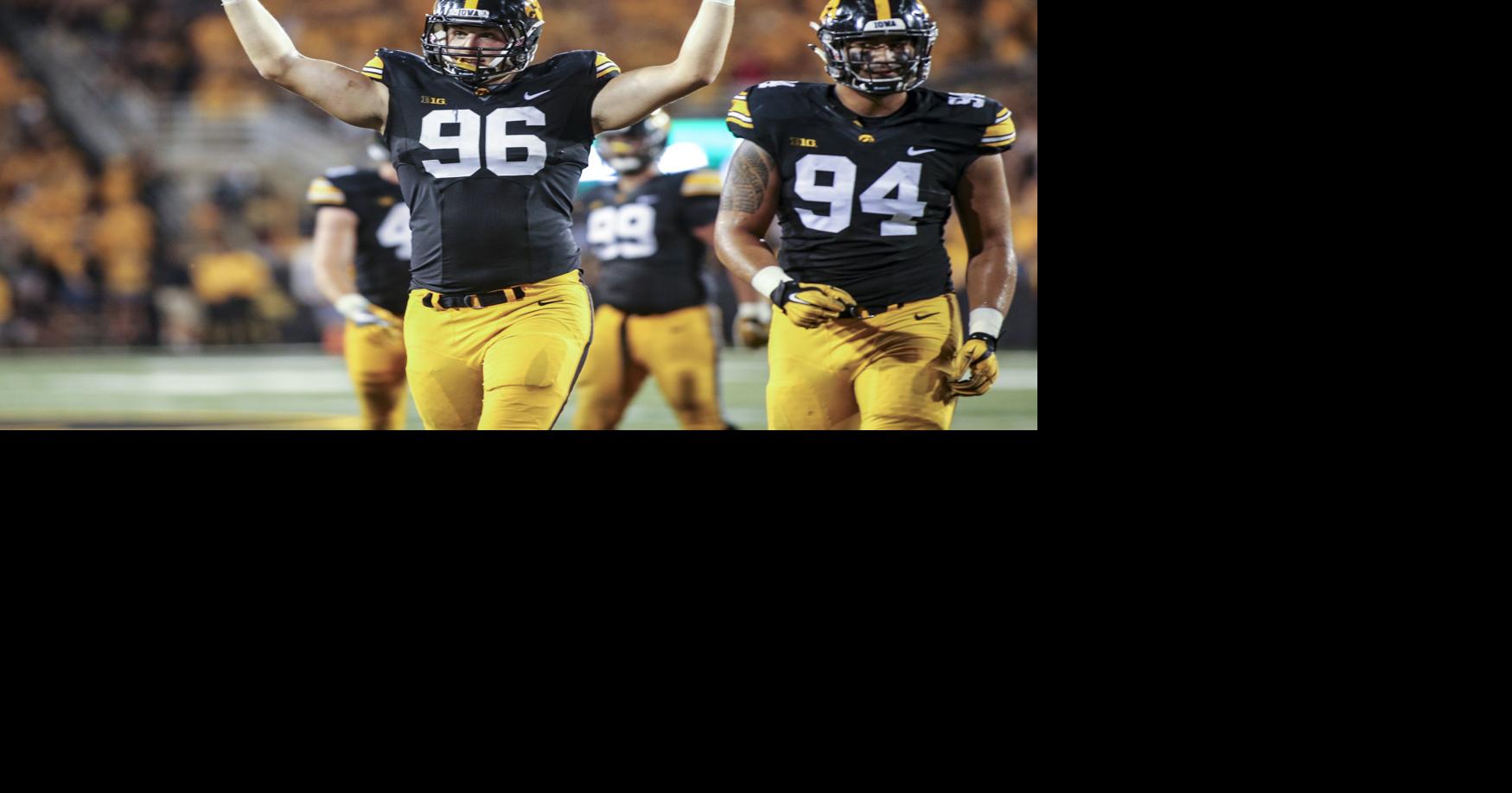 Nelson brings a healthy attitude to Hawkeye line