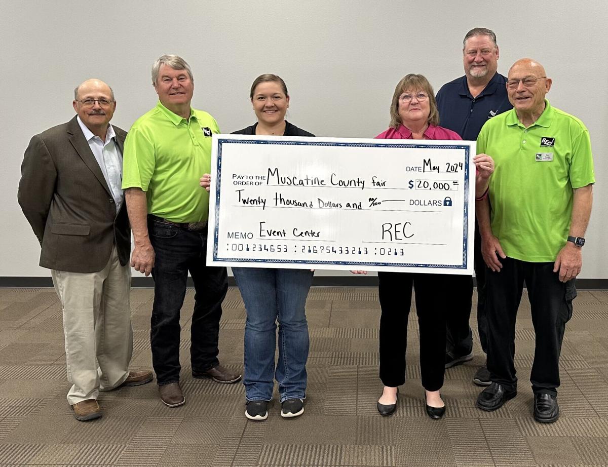 Eastern Iowa Light and Power donates $20,000 for new event center