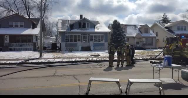 house fire 428 19th Ave in Moline.