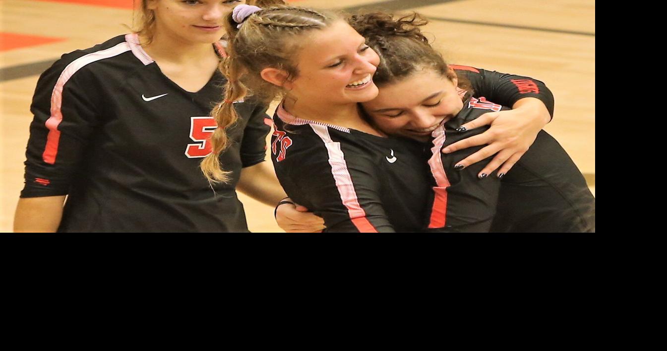 Tuesday's Iowa regional volleyball finals